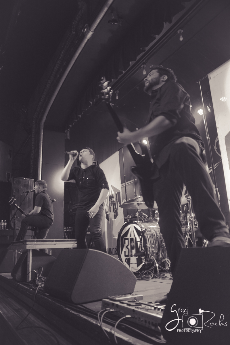 3 Pill Morning – Riplee & Jeff – July 2016 | gracirocks.com!