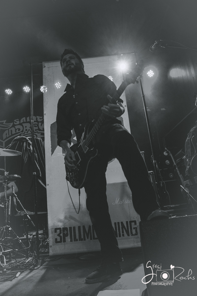 3 Pill Morning – Riplee & Jeff – July 2016 | gracirocks.com!
